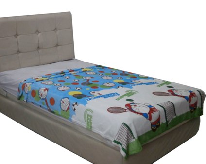 Selimut platinum Doraemon | Grosir Selimut Online